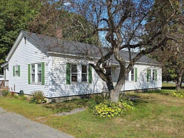 4 bedroom, Hartford VT 05001 LS101601259