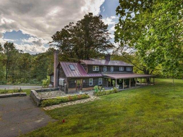 4 bedroom, Hartford VT 05001 LS101661766