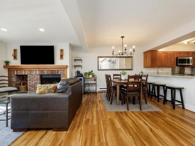 4 bedroom, Hartford VT 05059 102708015