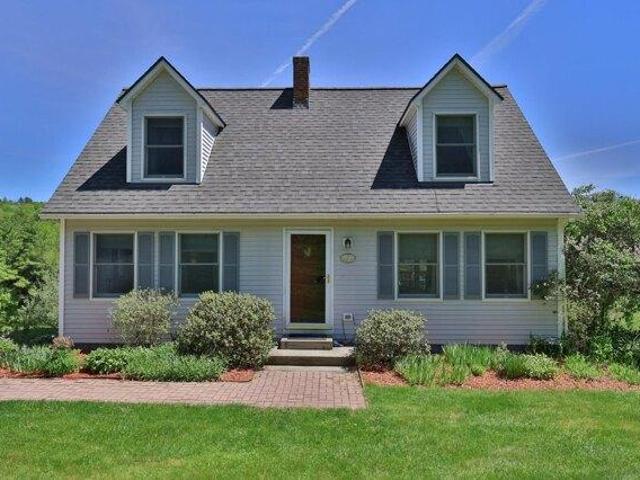 4 bedroom, Hartland VT 05048 104759445