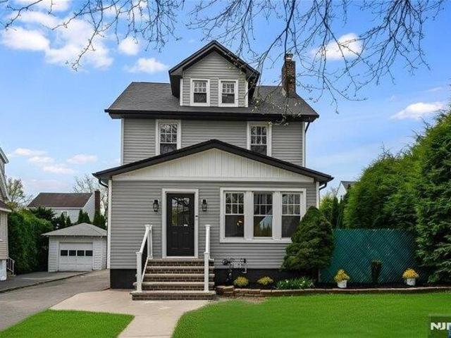 4 bedroom, Hasbrouck Heights NJ 07604 104715631