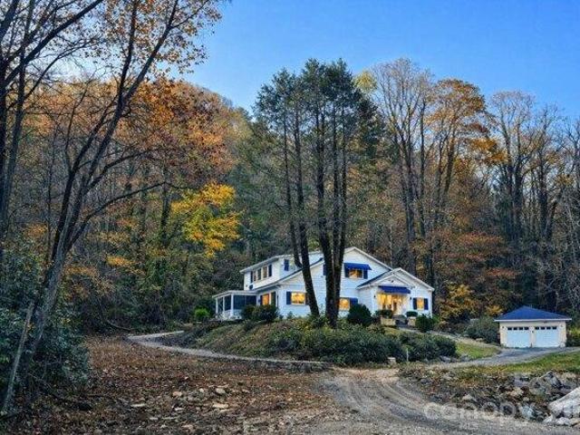 4 bedroom, Hendersonville NC 28792 104899998