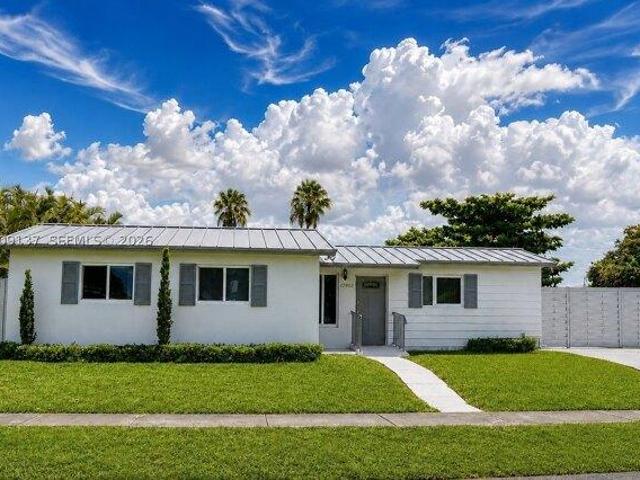 4 bedroom, Hialeah FL 33015 104901136