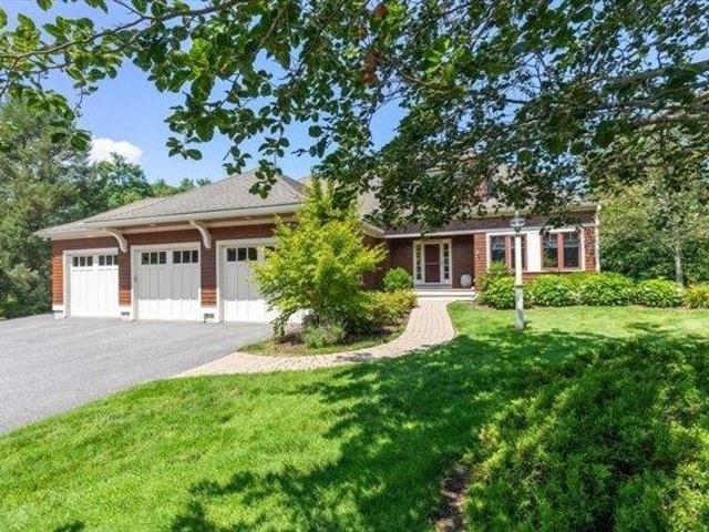 4 bedroom, Hingham MA 02043 101749037