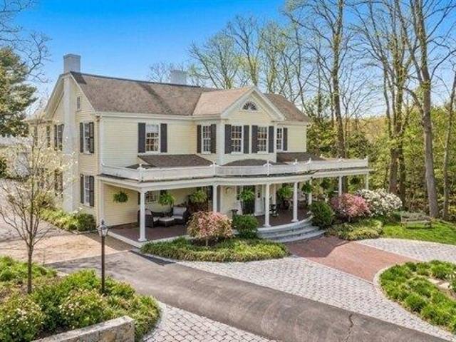 4 bedroom, Hingham MA 02043 102119786