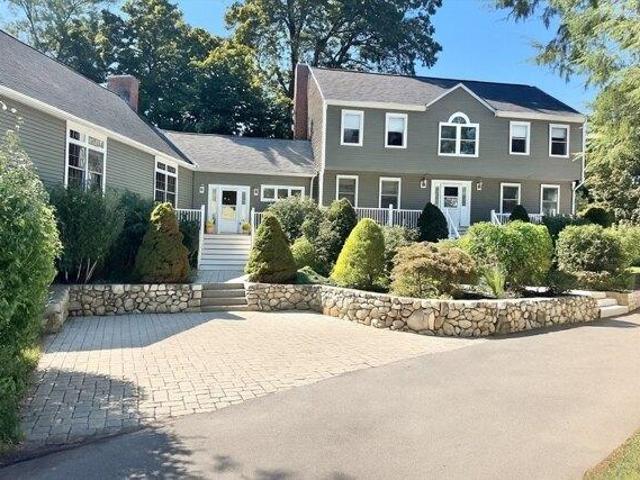 4 bedroom, Hingham MA 02043 102281617