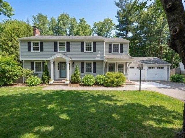 4 bedroom, Hingham MA 02043 103809536