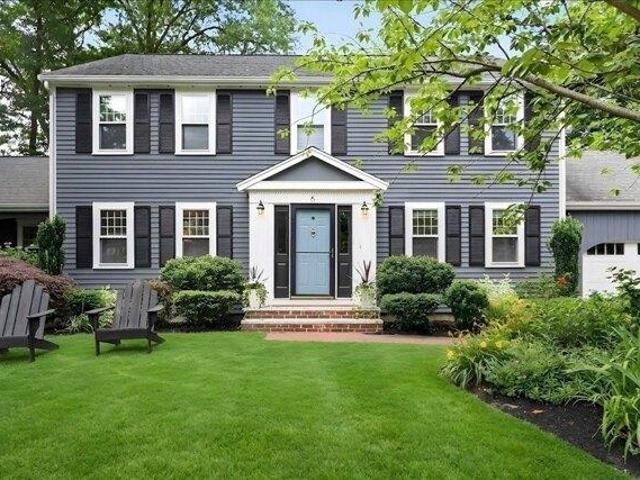 4 bedroom, Hingham MA 02043 104908347
