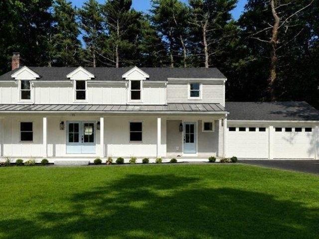 4 bedroom, Hingham MA 02043 105240414