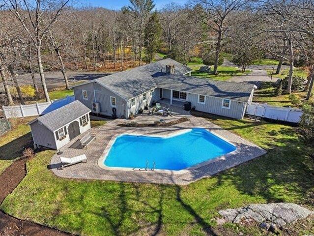 4 bedroom, Hingham MA 02043 LS101746800