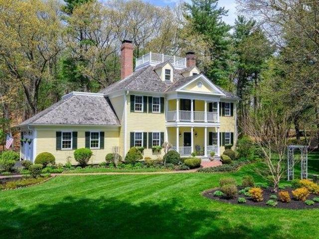 4 bedroom, Hingham MA 02043 LS102121803