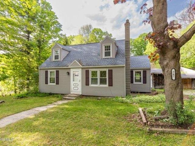 4 bedroom, Hinsdale MA 01235 102632889