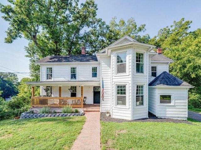 4 bedroom, Huddleston VA 24104 88515812