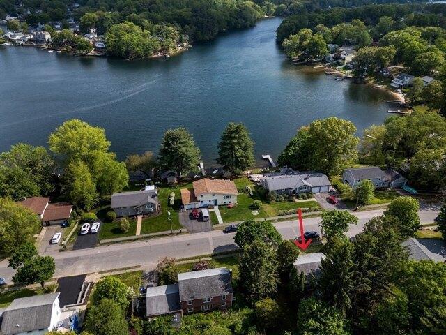 4 bedroom, Hudson MA 01749 103444513
