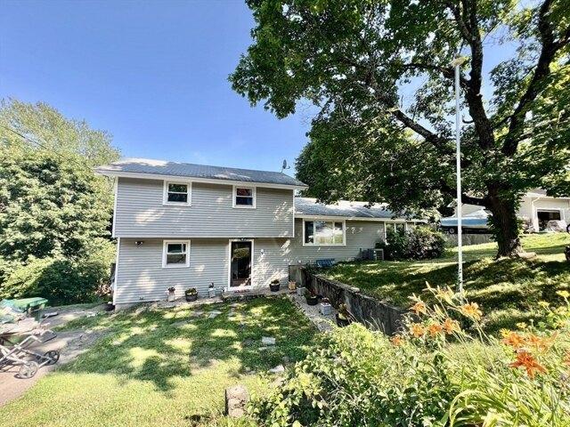 4 bedroom, Hudson MA 01749 104375558