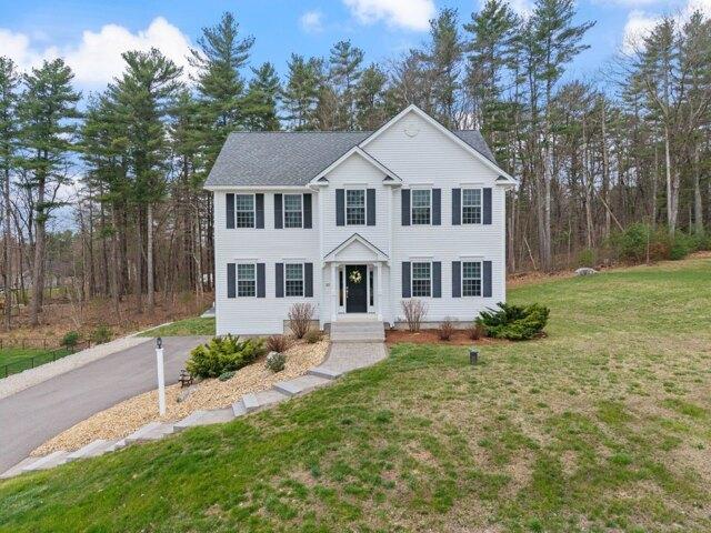 4 bedroom, Hudson NH 03051 101999631