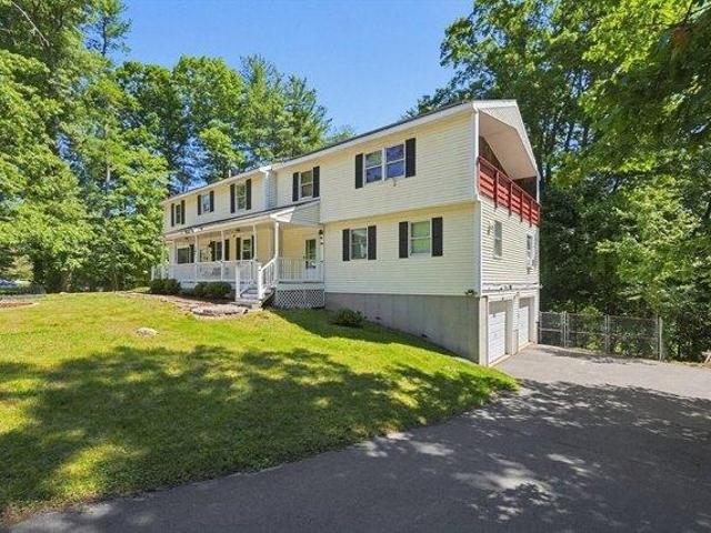 4 bedroom, Hudson NH 03051 104442148