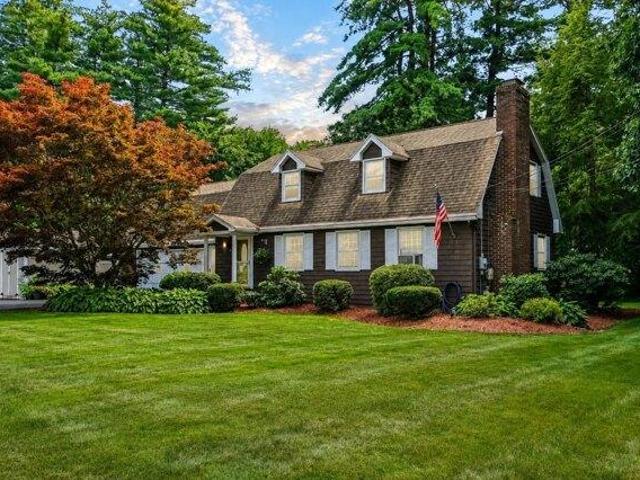 4 bedroom, Hudson NH 03051 105172055