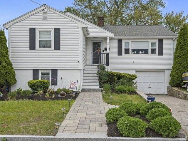 4 bedroom, Hull MA 02045 104832943