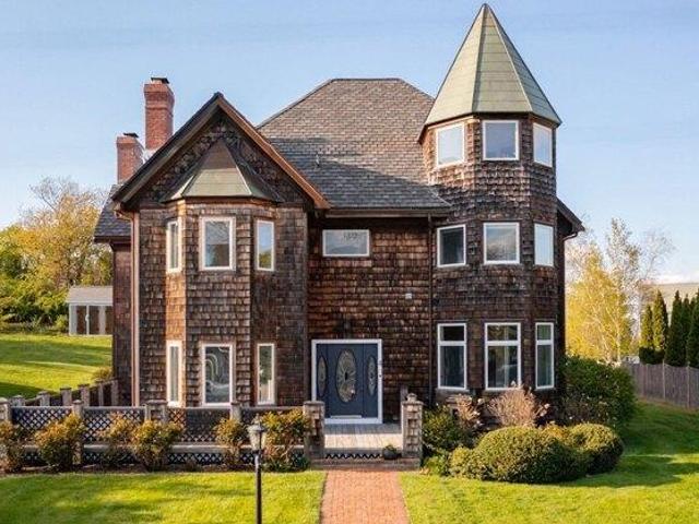 4 bedroom, Hull MA 02045 LS102443457