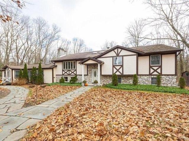 4 bedroom, Hyde Park NY 12538 104904283