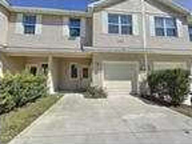 4 bedroom in Cocoa FL 32926