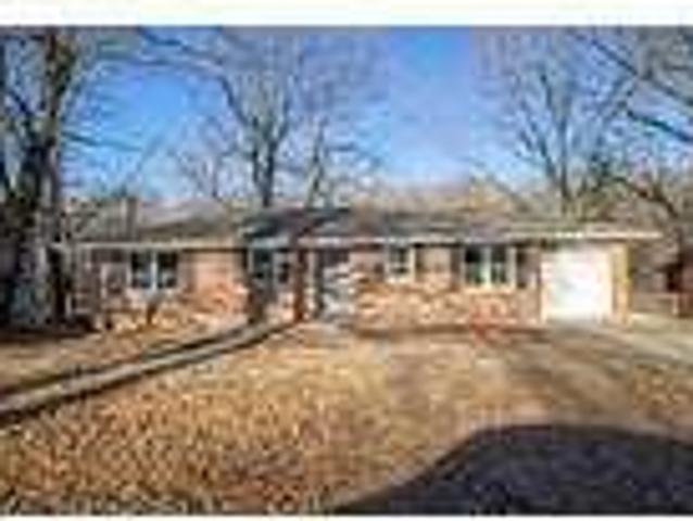 4 bedroom in Columbia Missouri 65201