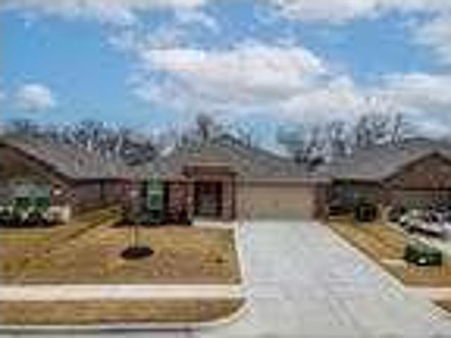 4 bedroom in Caddo Mills TX 75135