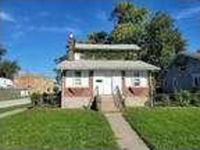 4 bedroom in Calumet City IL 60409