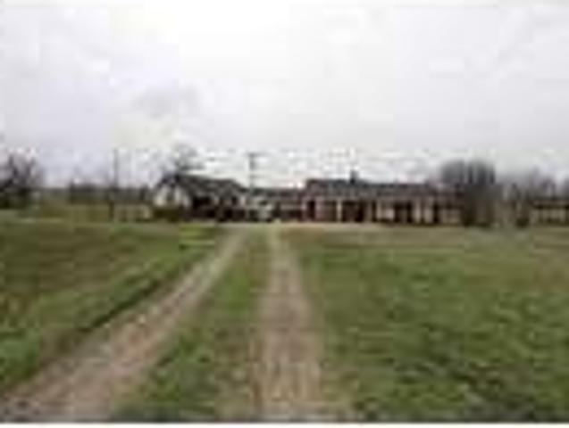 4 bedroom in Canton TX 75103