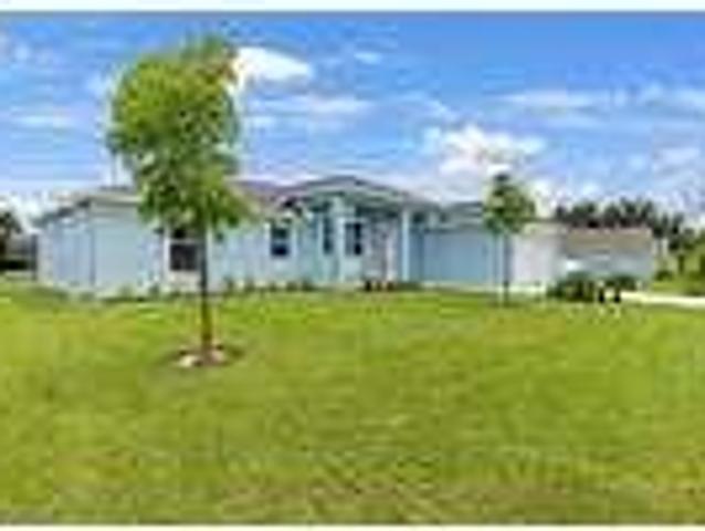 4 bedroom in Cape Coral Florida 33990