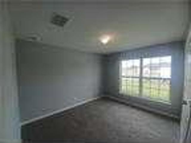 4 bedroom in Cape Coral Florida 33993