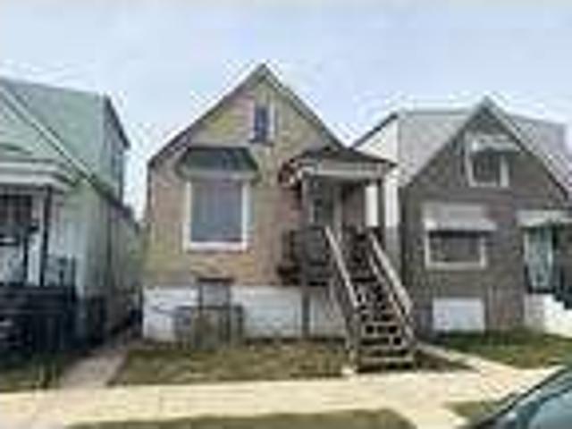 4 bedroom in Chicago IL 60636