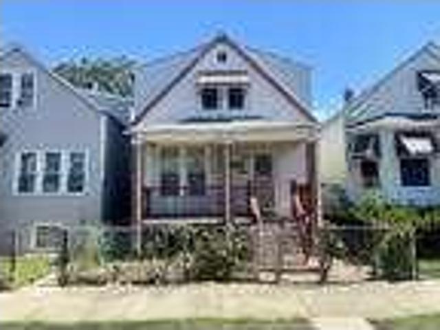 4 bedroom in Chicago IL 60636