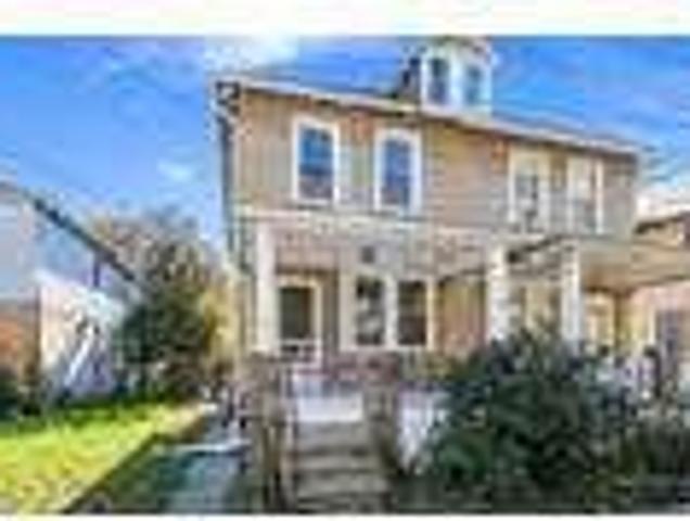 4 bedroom in Ambler Pennsylvania 19002