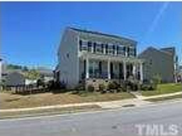 4 bedroom in Apex NC 27502