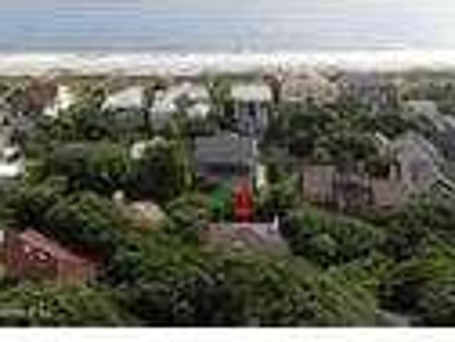 4 bedroom in Atlantic Beach Florida 32233