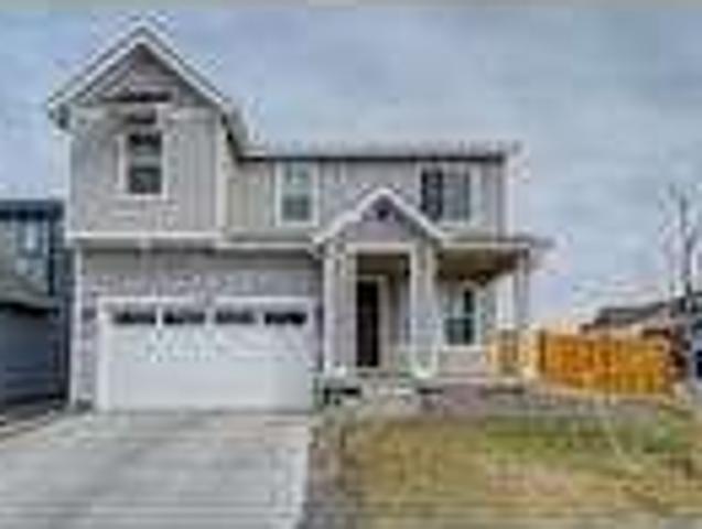 4 bedroom in Aurora CO 80018