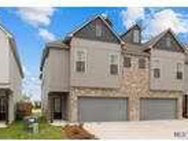 4 bedroom in Baton Rouge LA 70820