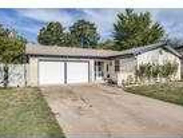 4 bedroom in Balch Springs TX 75180