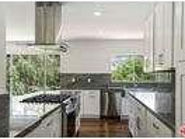 4 bedroom in Beverly Hills CA 90210