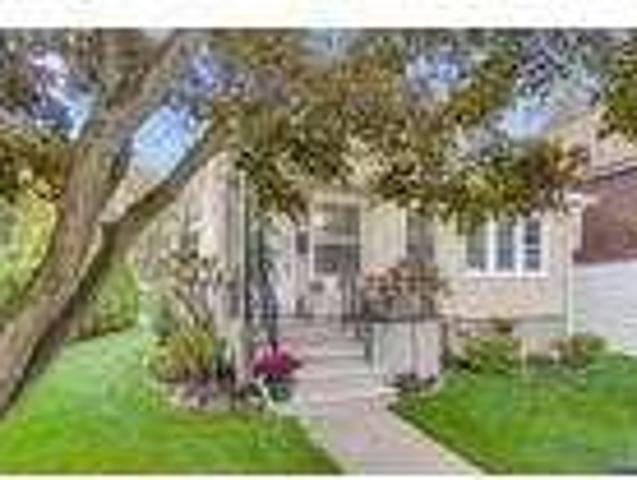 4 bedroom in Bergenfield NJ 07621