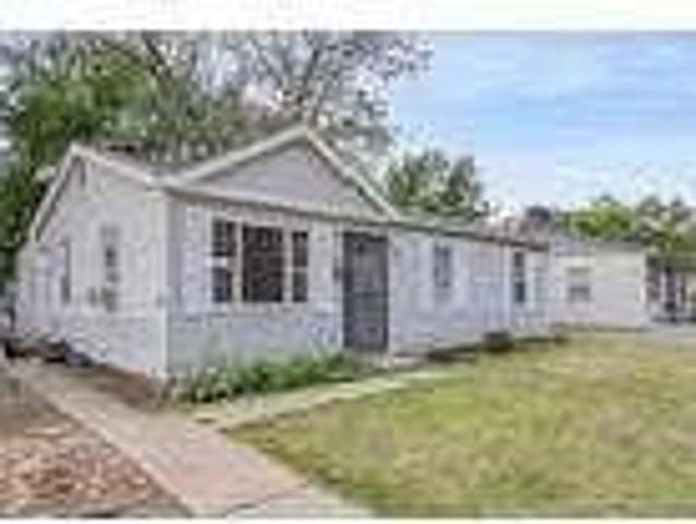 4 bedroom in Gary Indiana 46404