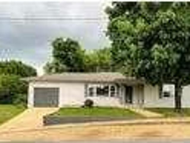 4 bedroom in Doniphan Missouri 63935