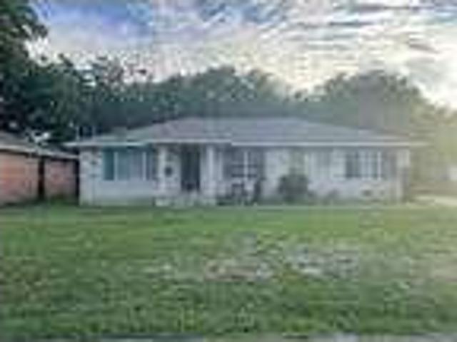 4 bedroom in Dallas Texas 75216
