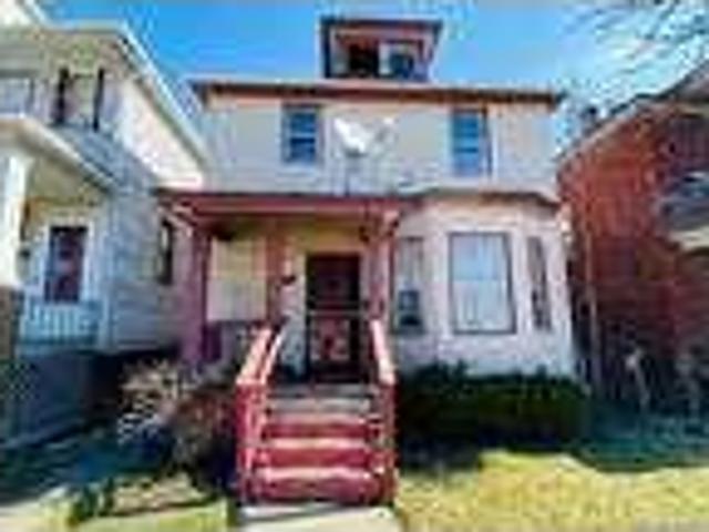 4 bedroom in Detroit MI 48213