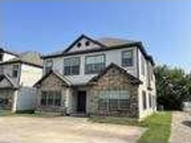 4 bedroom in Denton TX 76201