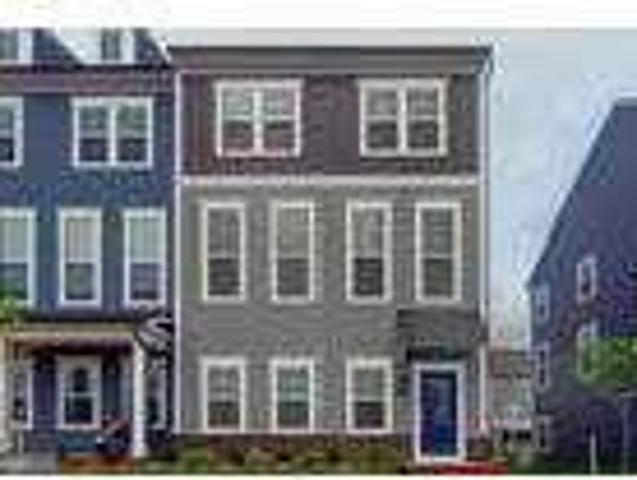 4 bedroom in Dumfries Virginia 22026