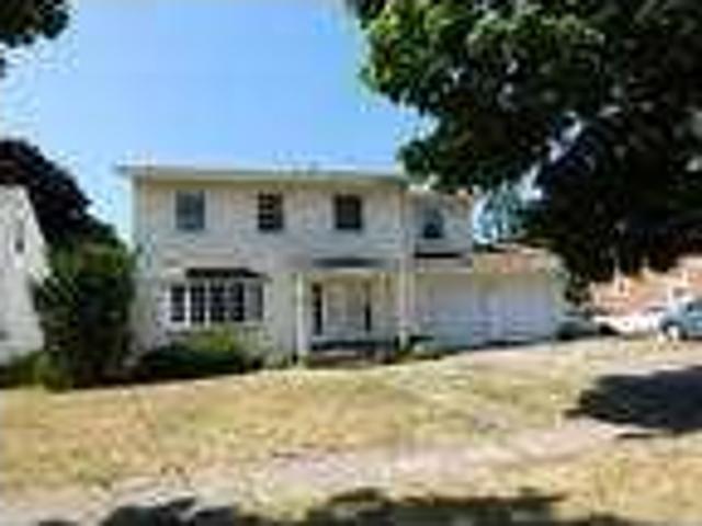 4 bedroom in Erie Pennsylvania 16502