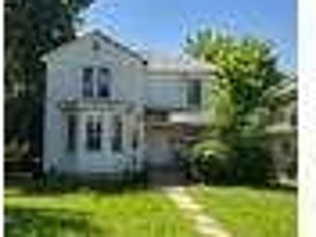 4 bedroom in Freeport Illinois 61032